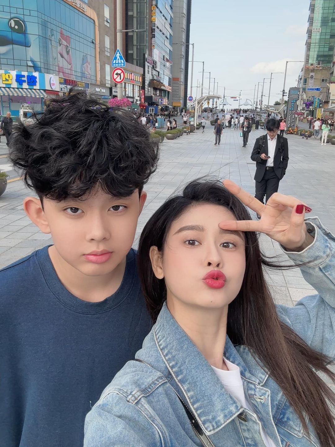 Showbiz 76 Con Trai Trương Quỳnh Anh 12 Tuổi đã Cao Gần 18 M