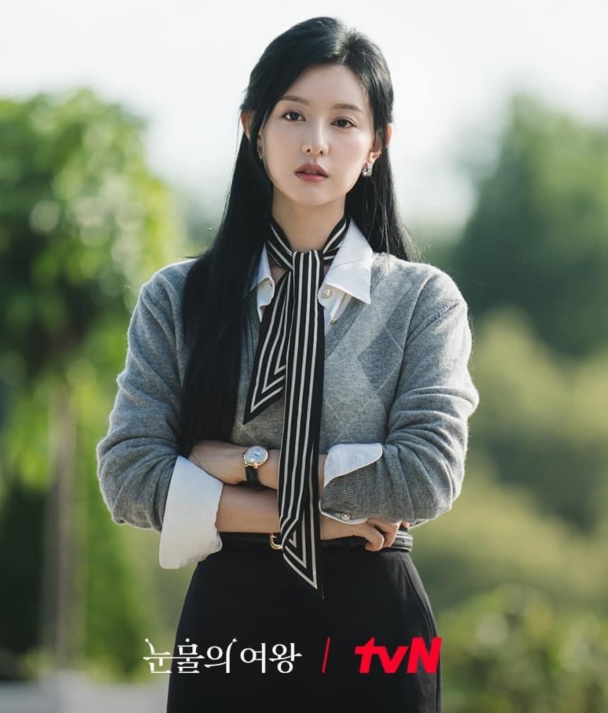 Nhan Sắc Kim Ji Won được Khen Phẫu Thuật Thẩm Mỹ Cũng Không đẹp Bằng